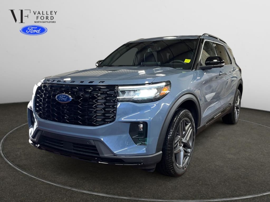 2025 Ford Explorer ST-Line 4WD 2.3L Street Pkg Moonroof Htd Seats ...