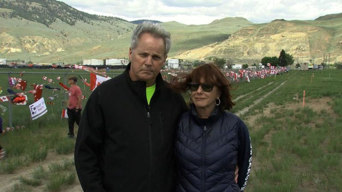 RAW VIDEO: Mother and stepfather of Capt. Richard MacDougall have a ...