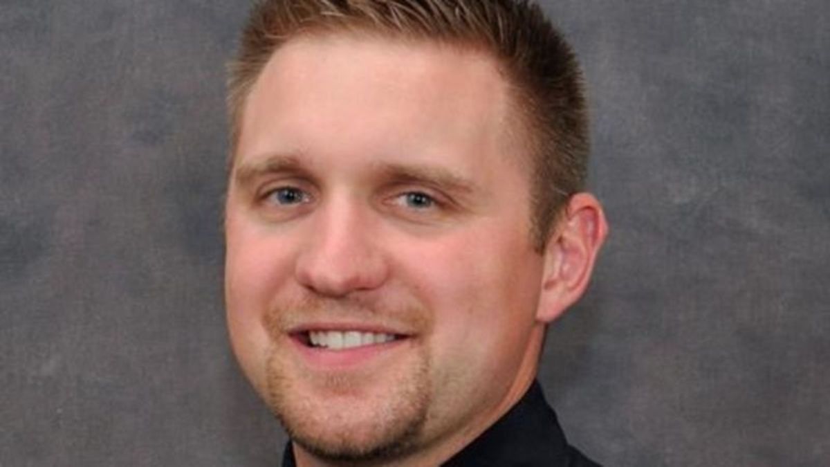 Man accused of killing North Dakota officer has long record ...