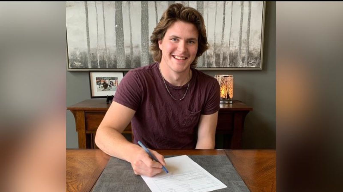Carrot River native, former Trojan signs with Flin Flon Bombers ...