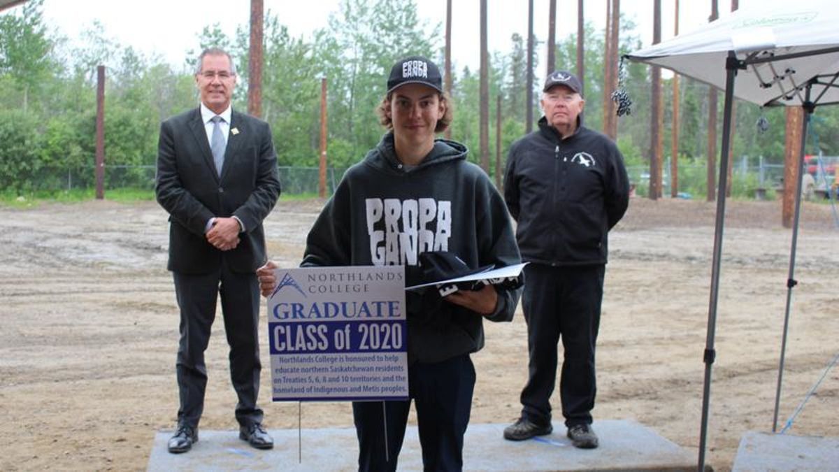 One dozen powerline men ready to work after Northlands College program ...