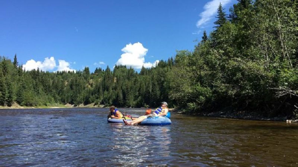 Evansburg RCMP encourage planning before tubing on Pembina River ...