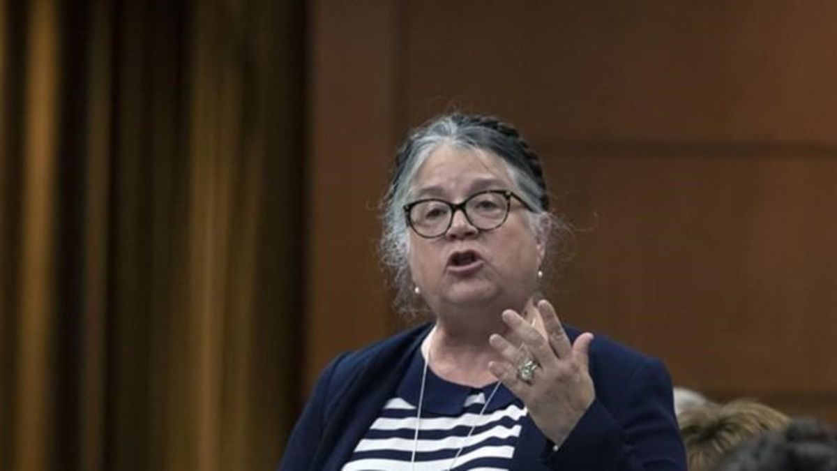 CRA launches updated CEWS calculator ahead of applications opening ...