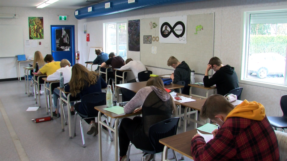 Switch from semester to quarter system for secondary students among ...