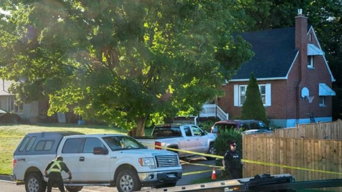 Canadian Press NewsAlert: Police identify victims of mass shooting in ...