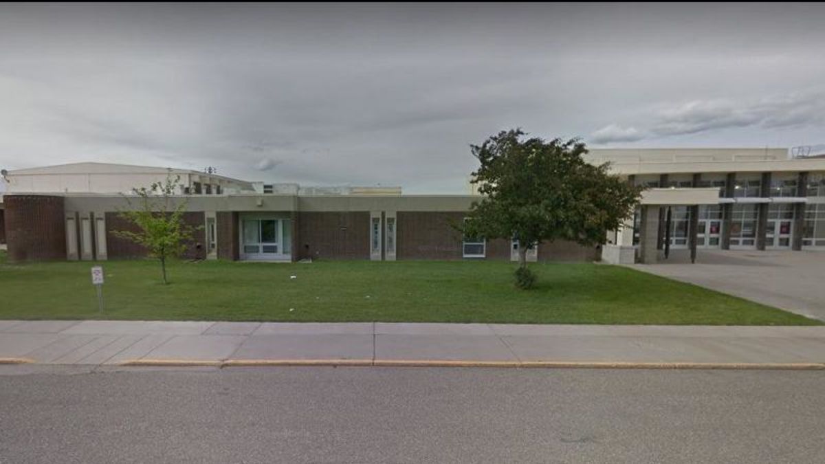Positive COVID-19 case confirmed at Raymond High School | Lethbridge ...