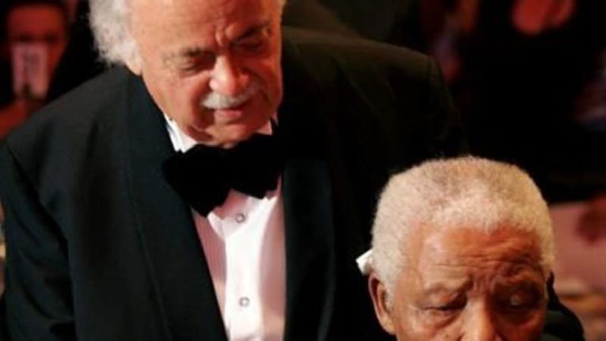 Mandela’s lawyer, anti-apartheid activist George Bizos dies | northeastNOW