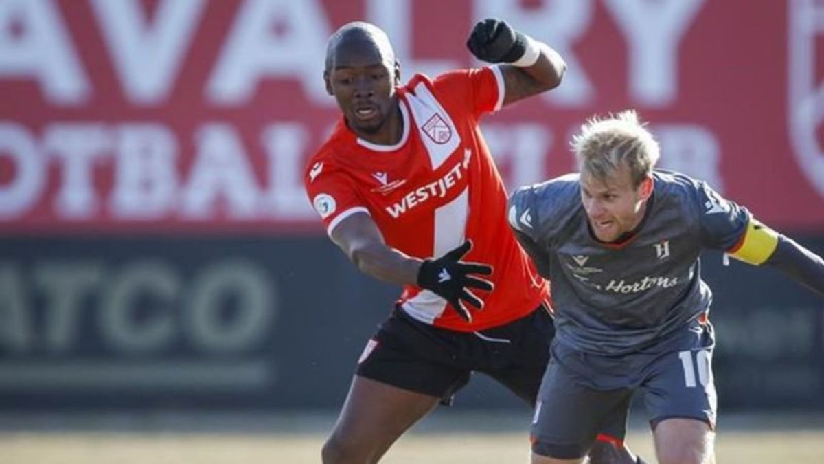 Akeem Garcia, Marco Bustos and Kyle Bekker up for CPL’s Player of the ...