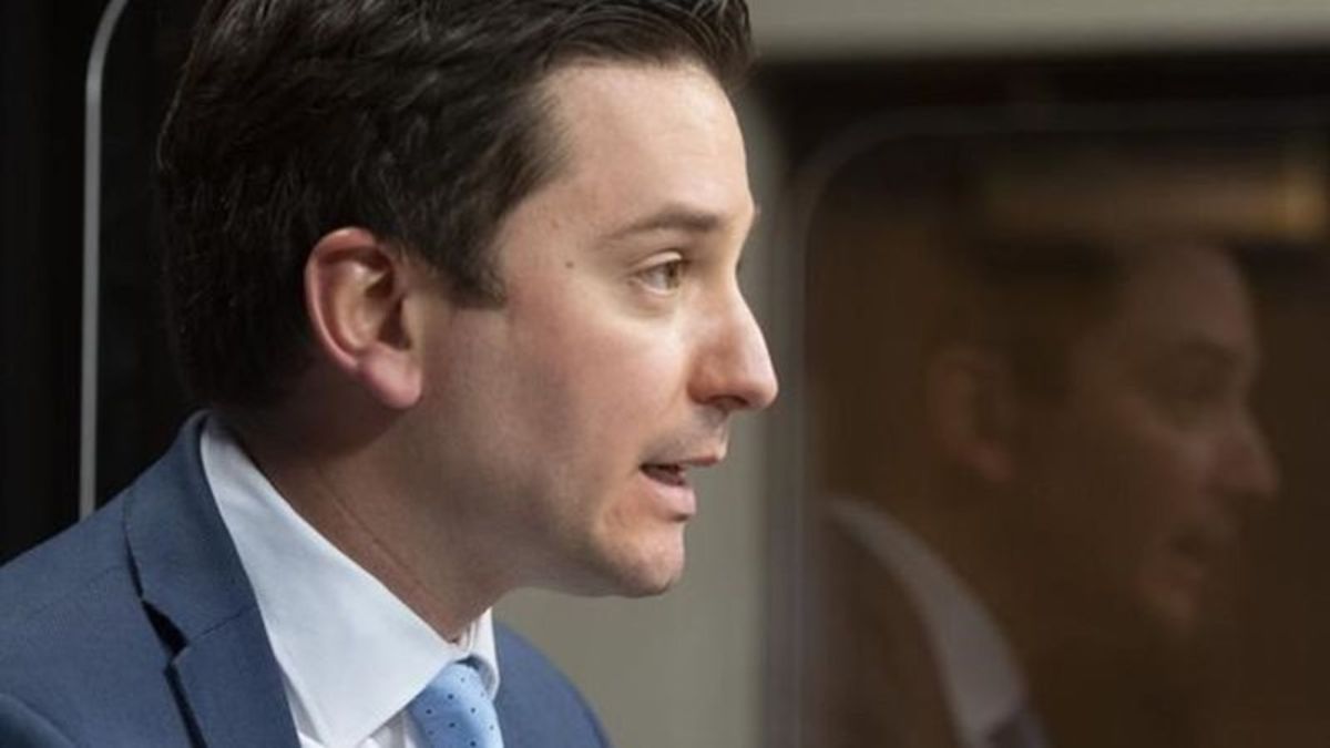 Quebec government says it will table expanded language law during next ...