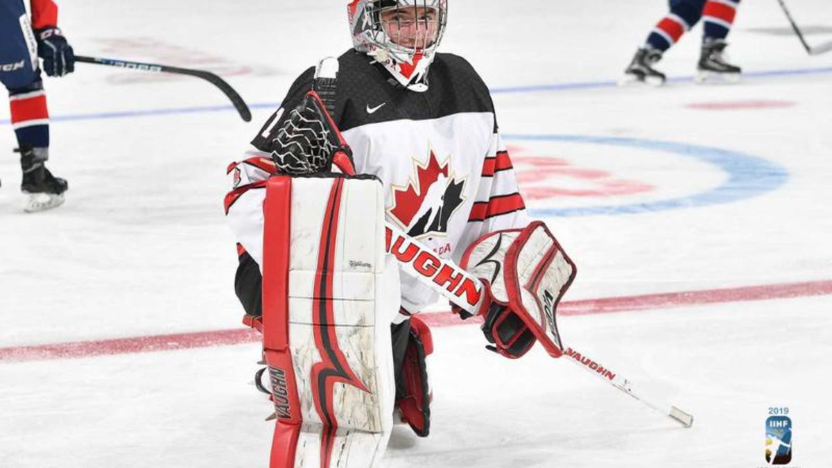 Canada’s National Junior Team keeps Cougars’ Taylor Gauthier among ...