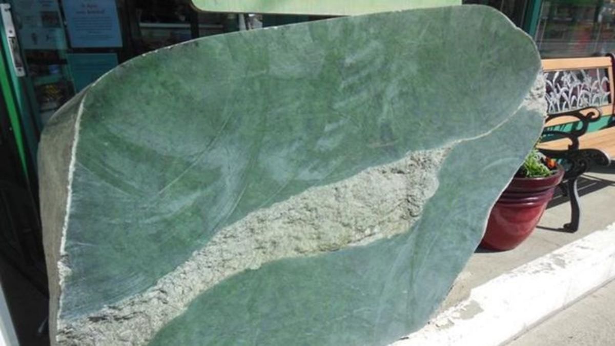 Jade boulder stolen in B.C. has nothing but sentimental value, says ...