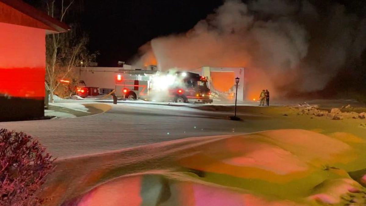 Battleford fire crews respond to blaze at Esso Station | battlefordsNOW