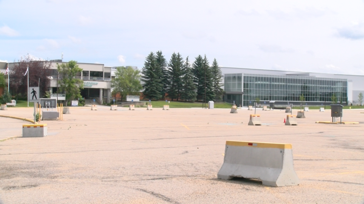 Westerner Park announces new parking fee structure | rdnewsnow.com