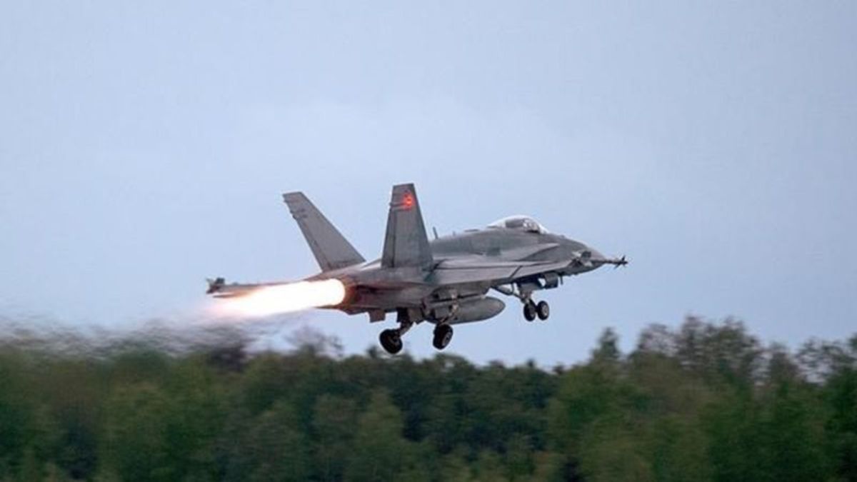 Canada on track to pick new fighter jet next year despite COVID-19 ...