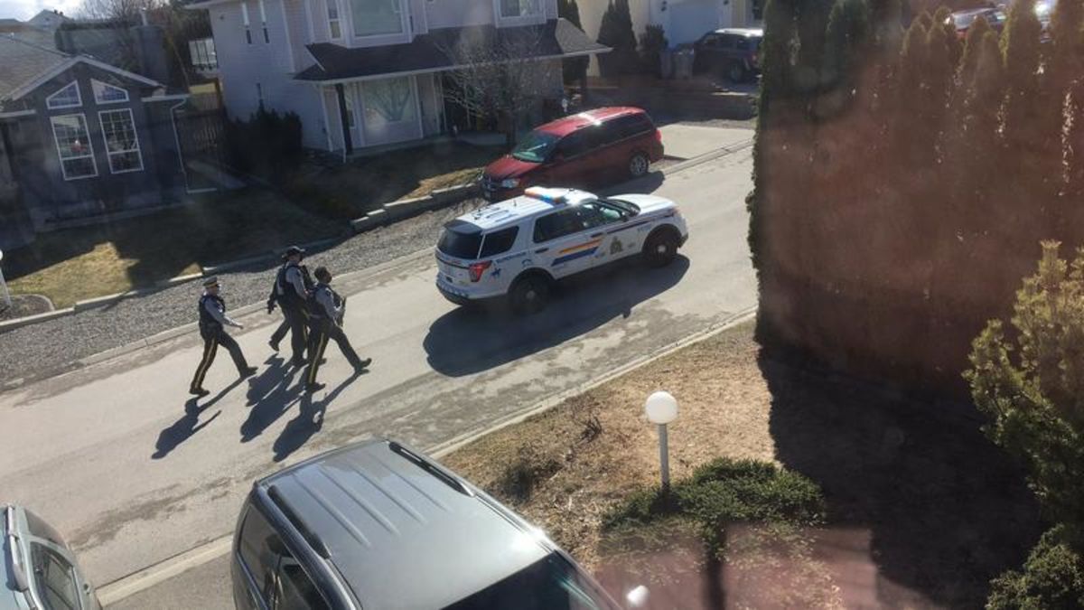 UPDATE: RCMP investigate loud noise in Aberdeen; hold-and-secure at ...