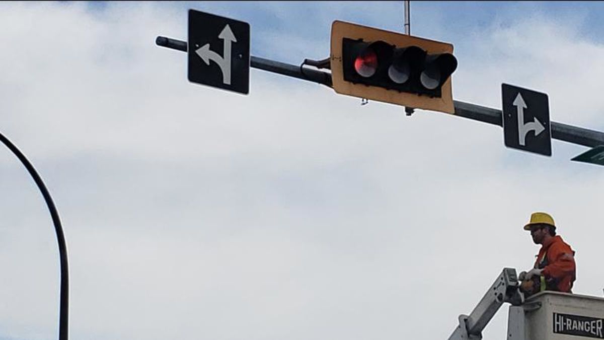 Traffic signal repair and road closure happening Thursday | rdnewsnow.com