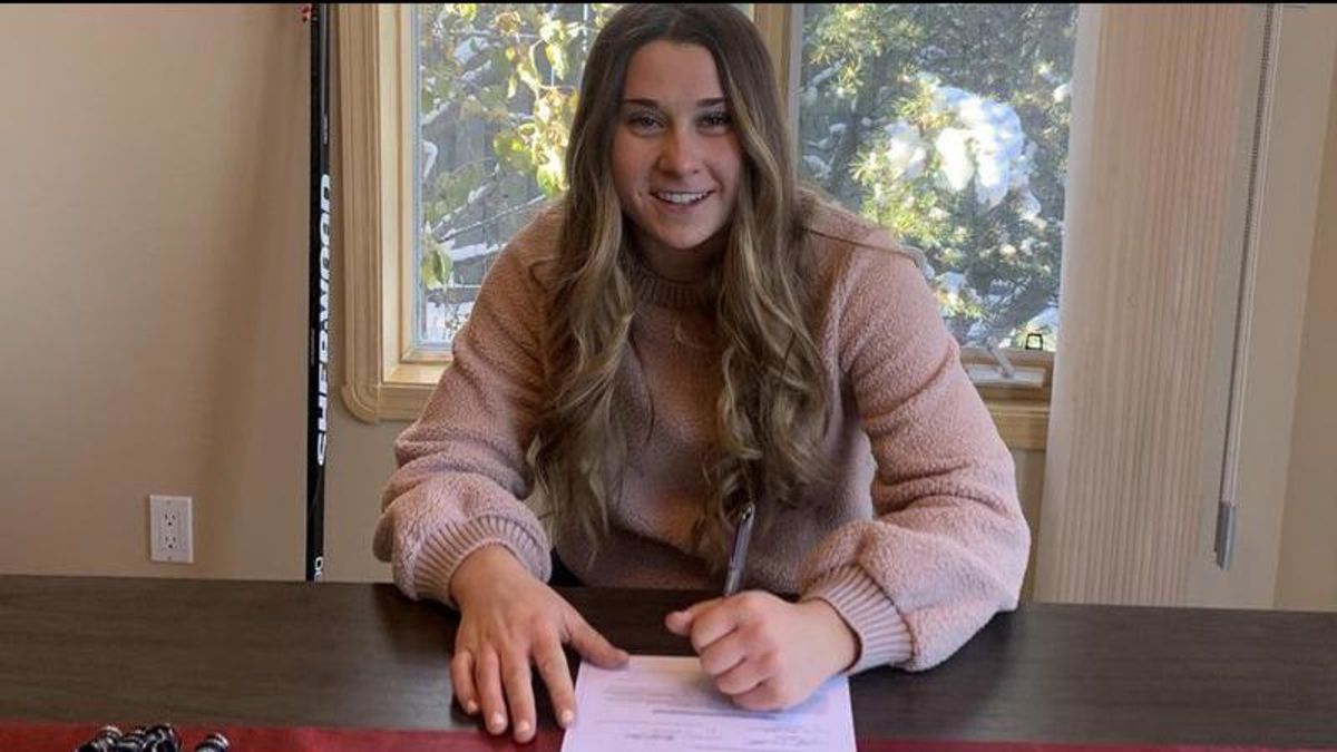 Spirit River’s Ross invited to Hockey Canada Women’s U-18 NEXTGEN ...