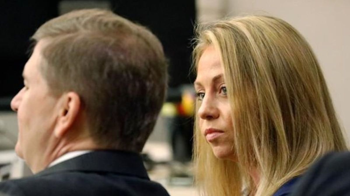 Appeals court upholds murder conviction of ex-Dallas officer | CHAT ...