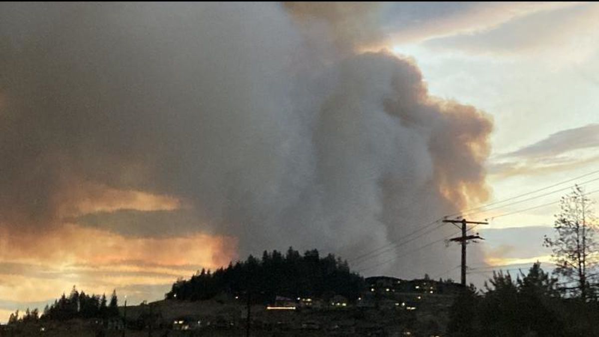 UPDATE: More evacuation orders lifted for Mt. Law fire | Vernon Matters