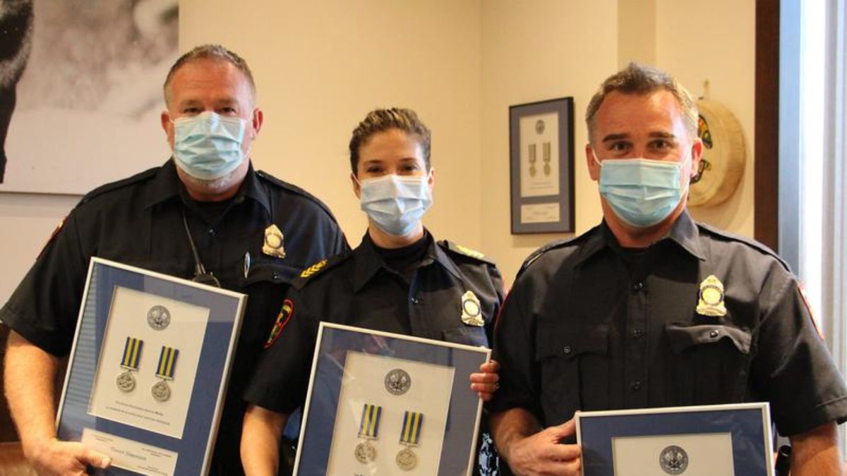 ‘It’s special’: Simonson family honoured for police work | paNOW