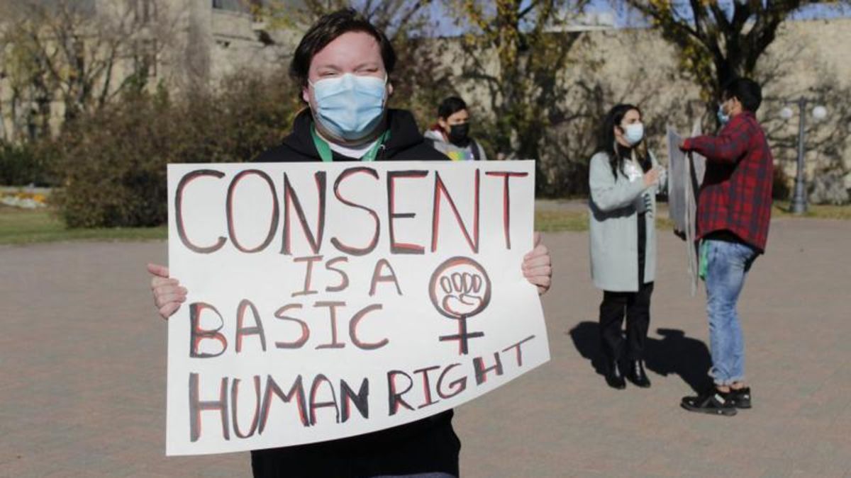 USask sexual violence rally draws dozens as students voice desire for ...