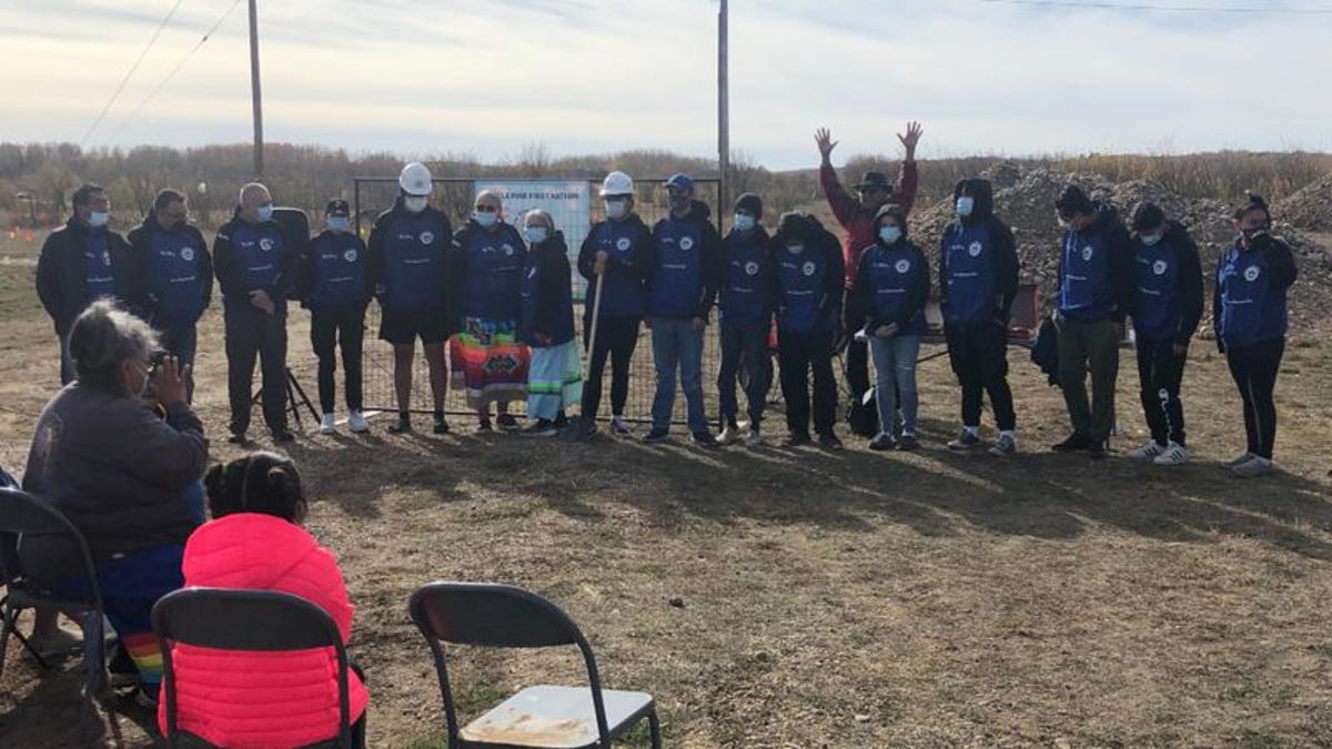 Little Pine First Nation school participates in Elder housing project ...
