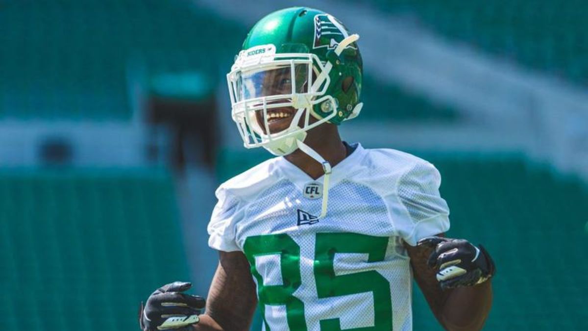 Moore a consistent option in Riders’ passing attack | northeastNOW