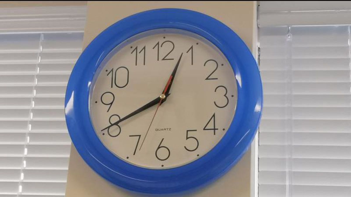 Time change tonight – turn clocks back one hour before bed | Lethbridge ...