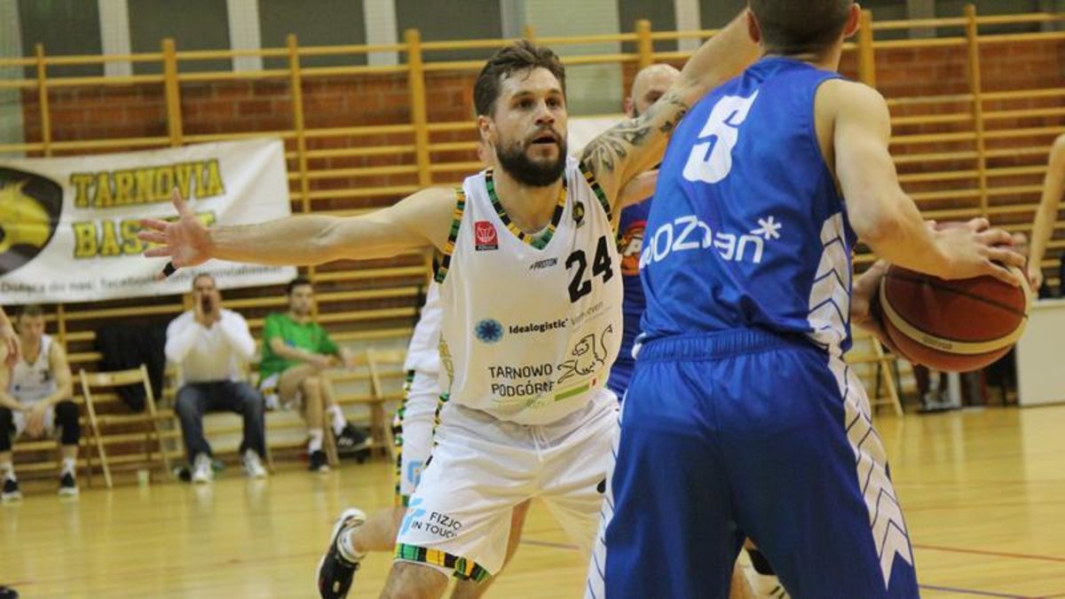 Local basketball player Lee Danderfer finding success in Poland ...