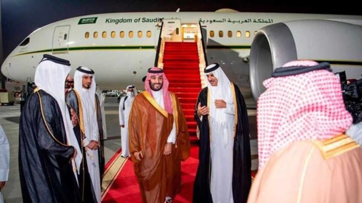 Saudi crown prince in 1st visit to Qatar after embargo ended | paNOW