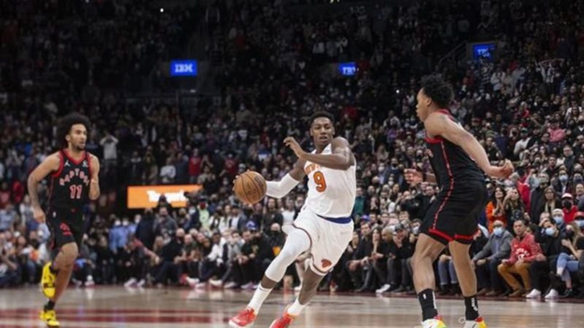 Barrett had hundreds of friends and family members in attendance for ...