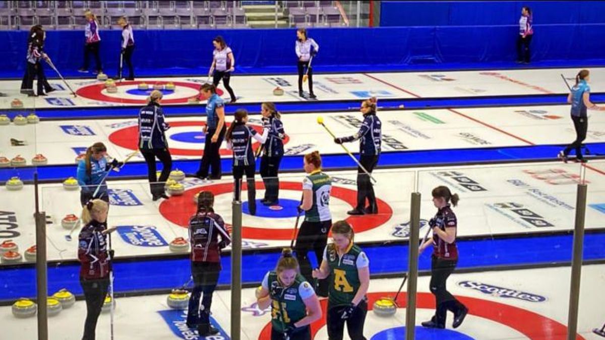 Scheidegger in playoff match-ups at curling provincials | Lethbridge ...