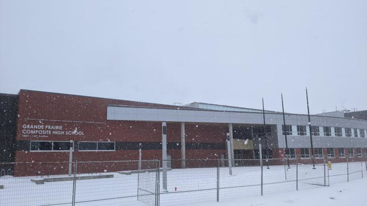 Construction complete on new Grande Prairie Composite High School ...