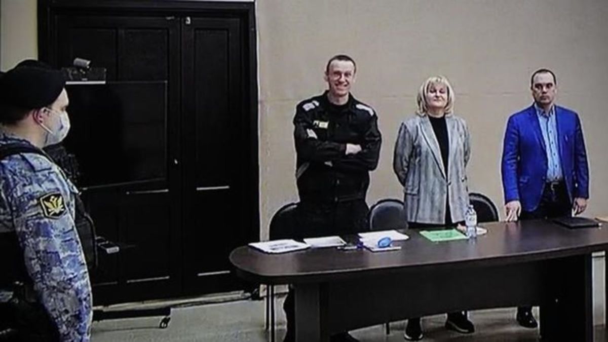 Navalny sentenced to 9 years in prison by Russian court | Lethbridge ...