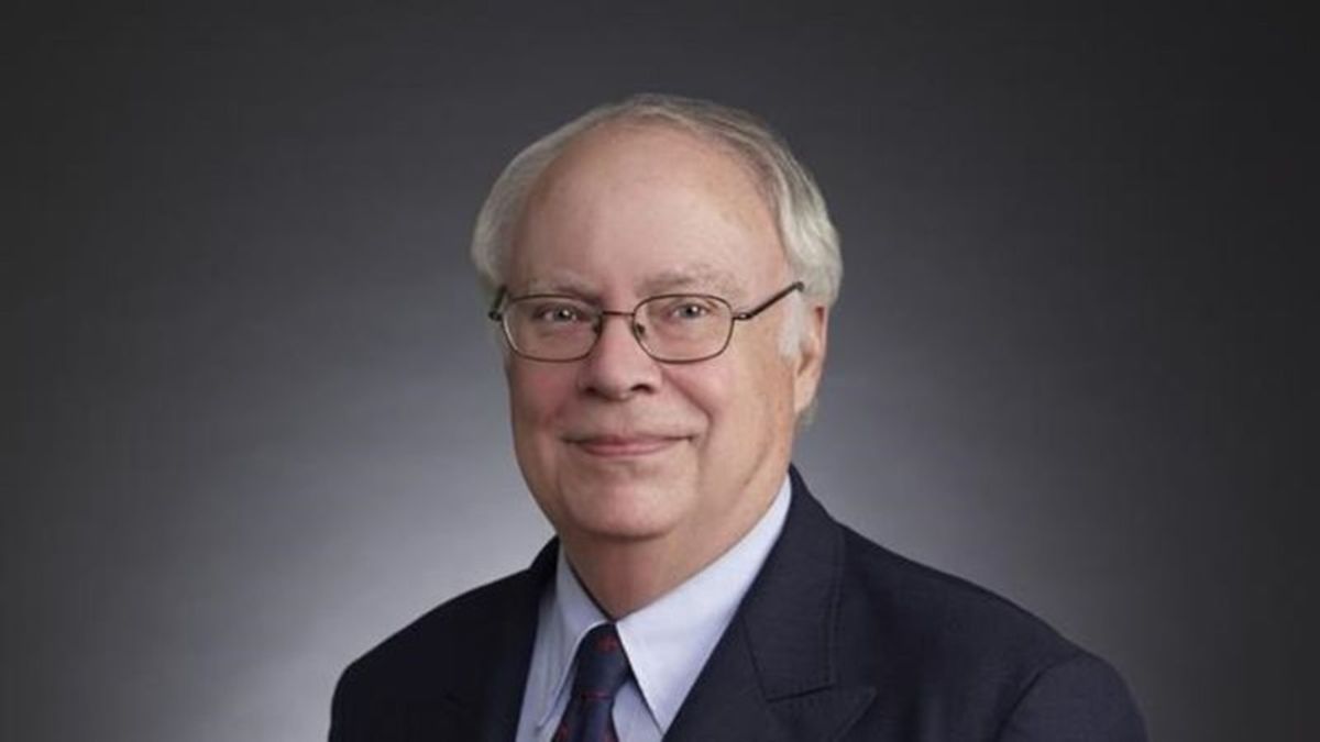 ‘He was a brilliant lawyer:’ Media community remembers Stuart Robertson ...