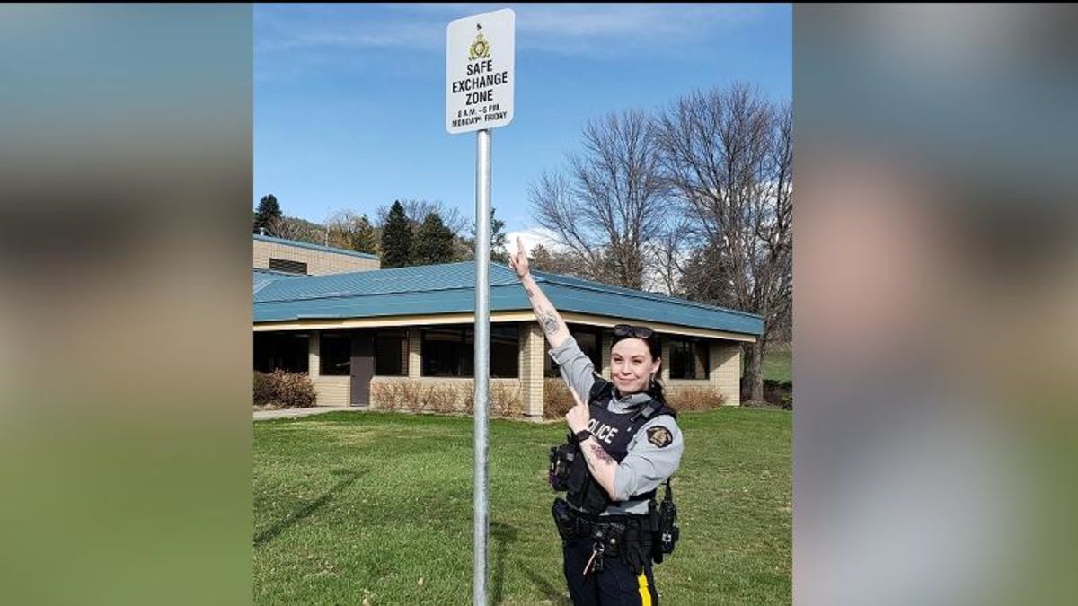 Merritt RCMP create safe exchange zone outside detachment | CFJC Today ... Merritt RCMP create safe exchange zone outside detachment | CFJC Today ...