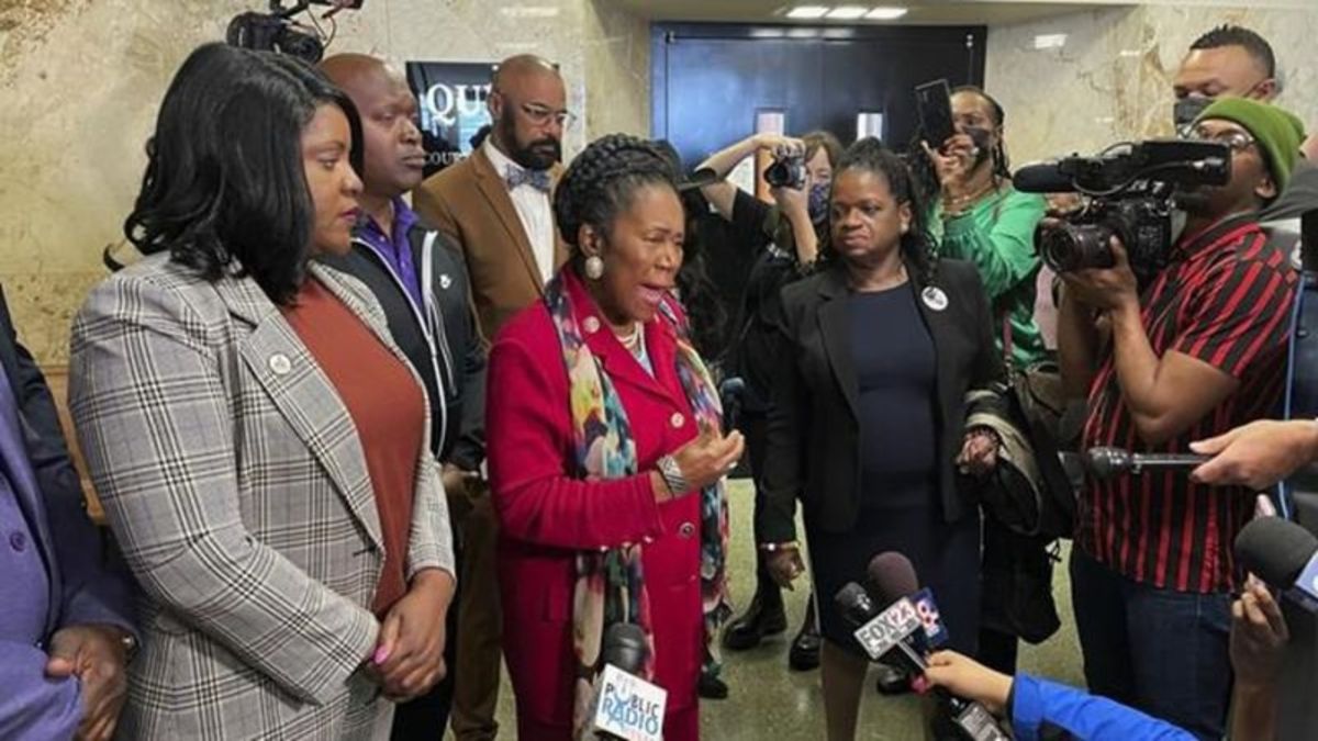 Judge lets Tulsa Race Massacre reparations lawsuit proceed | EverythingGP
