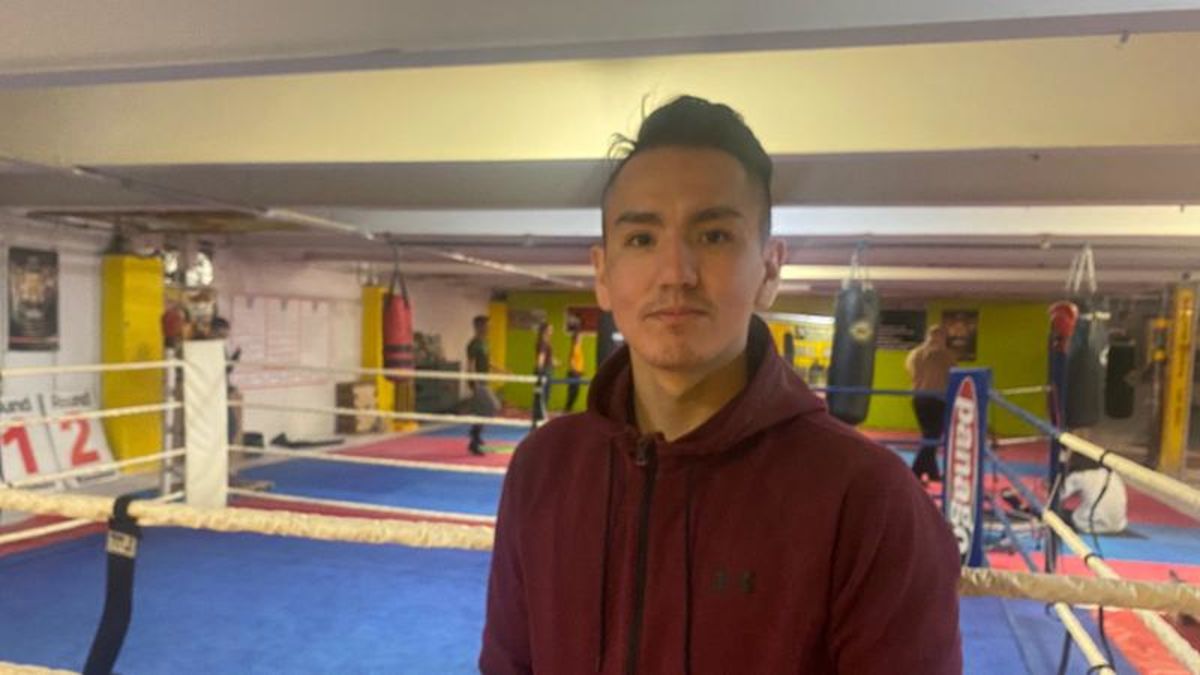 Ahenakew to face Golden Gloves champion | paNOW