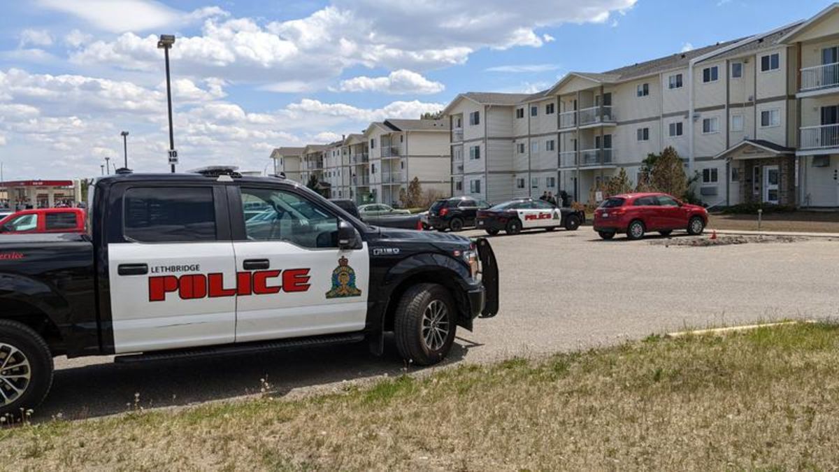 Police on scene at high-risk incident on West side, public advised to ...