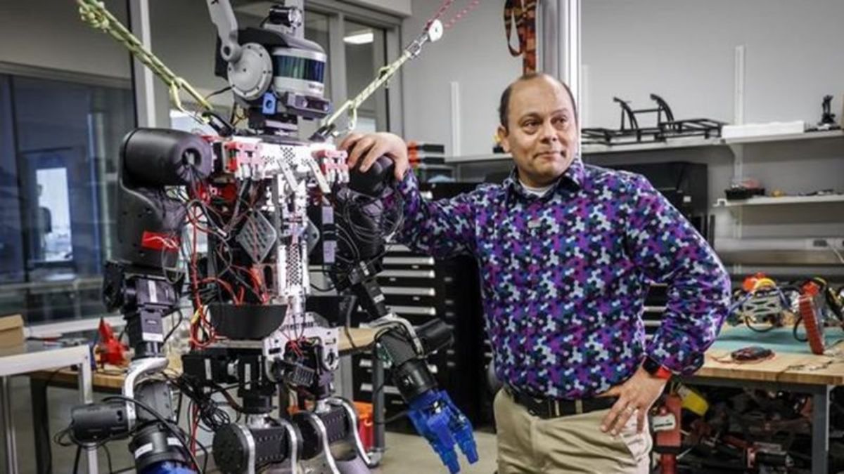 ‘The robots are coming’: Calgary researchers working on rescue robots ...