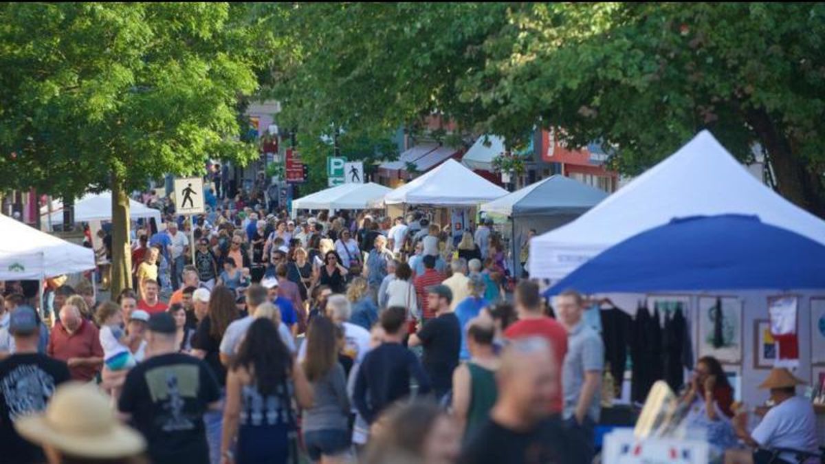Nanaimo Night Market debuts following two year hiatus | 88.5 The Beach