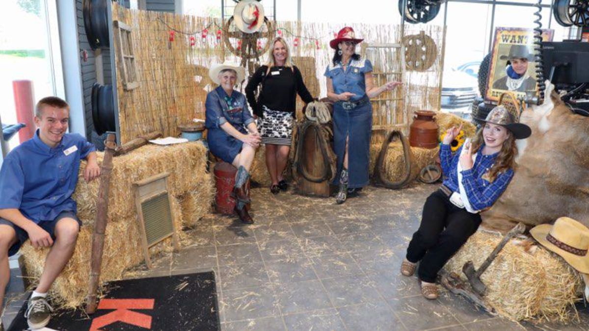 Stampede Store Decorating Challenge short on entries | CHAT News Today