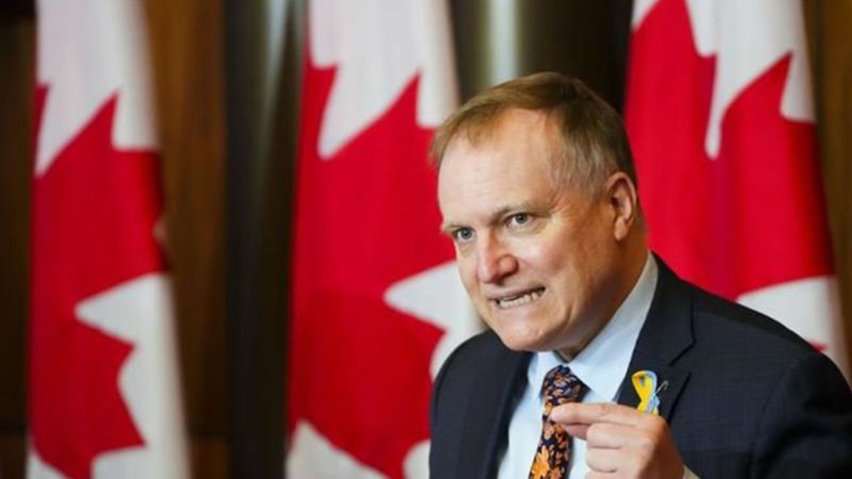 NDP MP Peter Julian seeks answers from Hockey Canada CEO Scott Smith in ...
