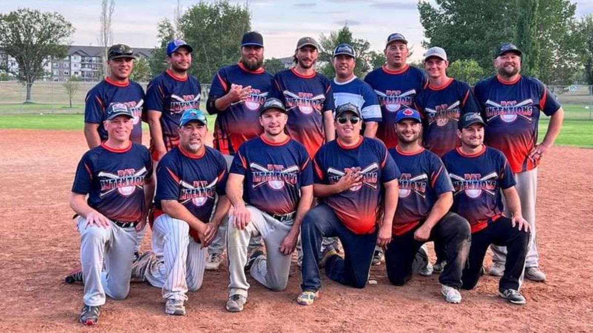 A weekend of success for four P.A. slo-pitch teams | paNOW
