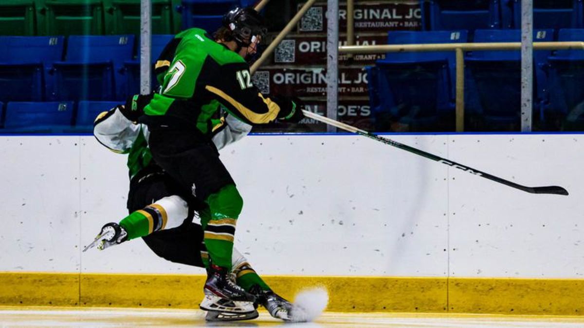 Chippy, defensive battle for Raiders’ Green and White game. | paNOW