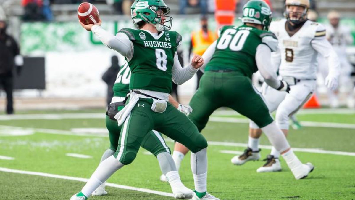 Huskies’ home-opener to kick off homecoming weekend | HuskieFAN