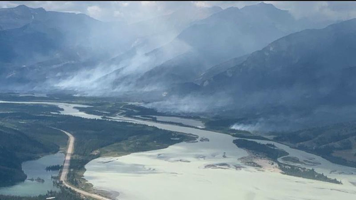 ATCO aims to restore power to Jasper today | rdnewsnow.com