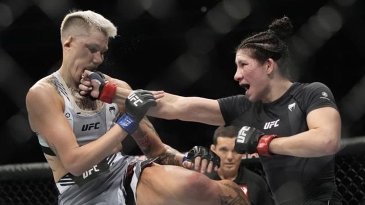 Nate Diaz chokes out Tony Ferguson to end chaotic UFC 279 | battlefordsNOW