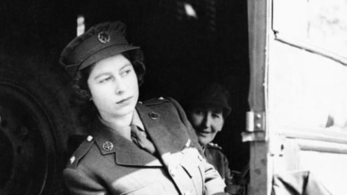 Queen remembered for ‘normalizing’ women on world stage, advancing ...