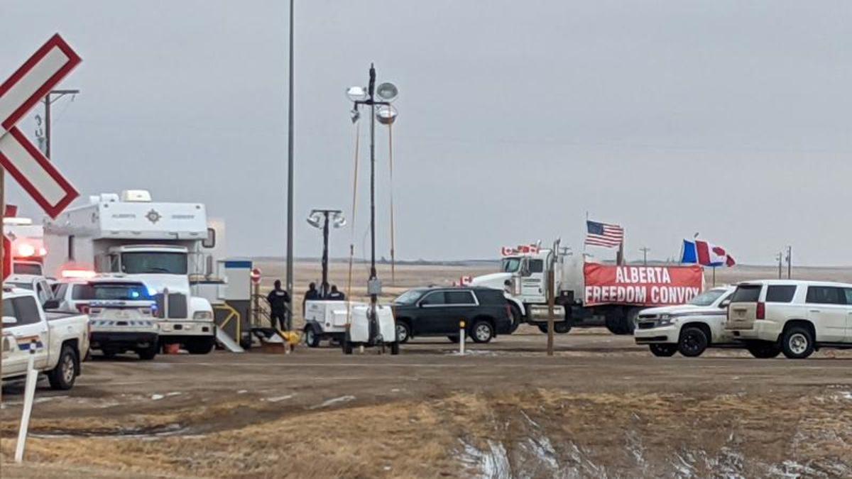 More charges laid in connection with Coutts border blockade | CHAT News ...